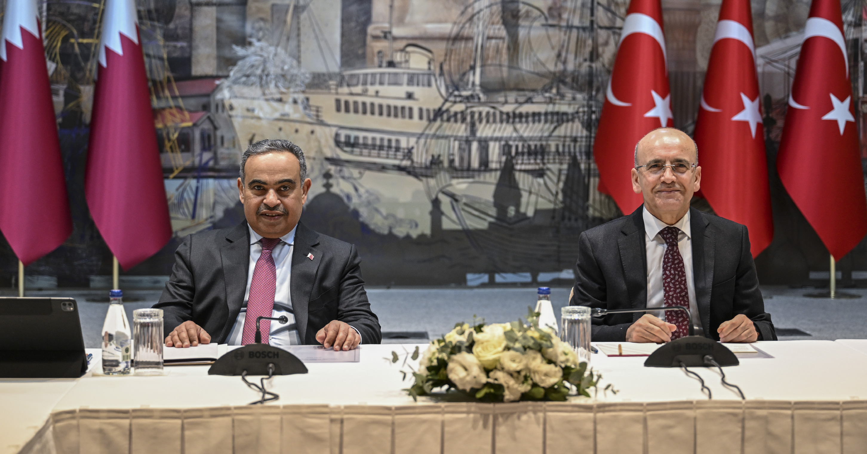 Türkiye, Qatar Vow to Strengthen Economic Ties